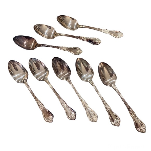Oneida | Dining | Vintage Oneida Silverplate 8 Dinner Spoons Vanessa ...